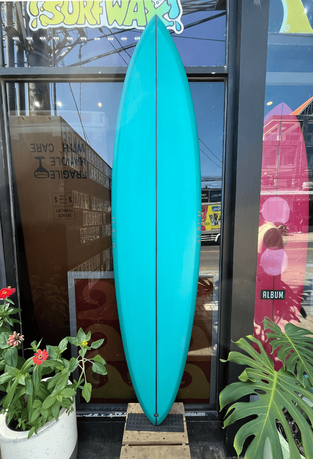 7'2 LEDGE ELECTRIC SEAFOAM 7'2 LEDGE ELECTRIC SEAFOAM